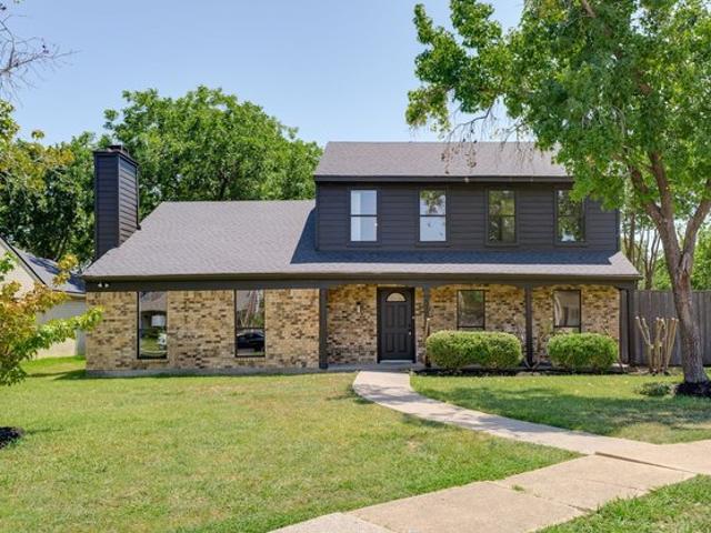 2310 Sweetbriar Ct, Mesquite, TX 75150