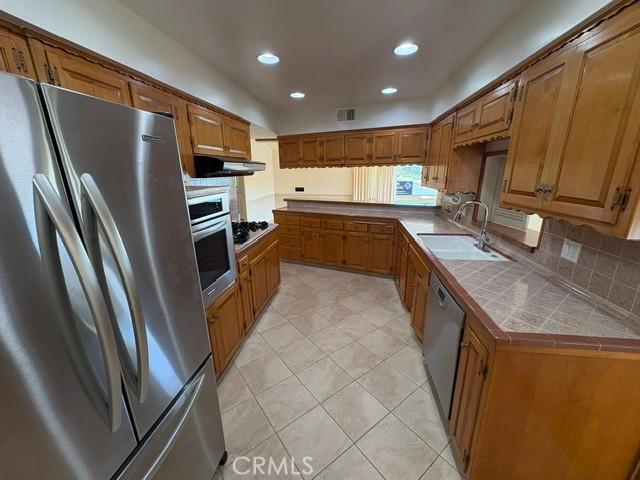 2310 W Ramm
