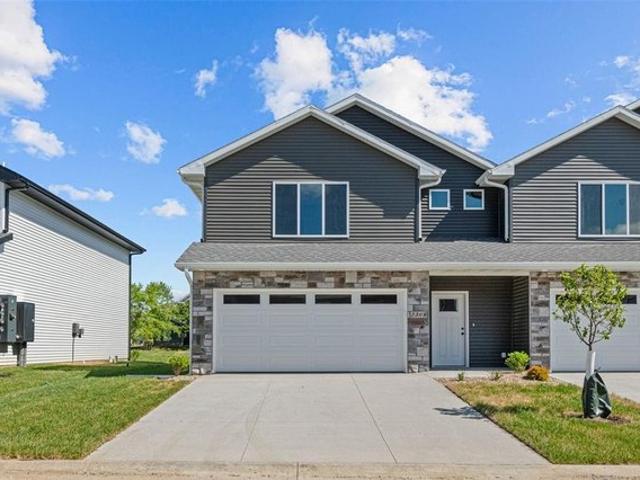 2310 Water Tower Pl, North Liberty, IA 52317