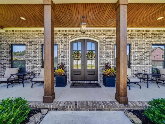 23112 Sawgrass Drive