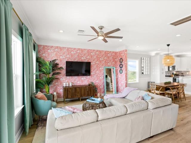 23114 Miramar Circle