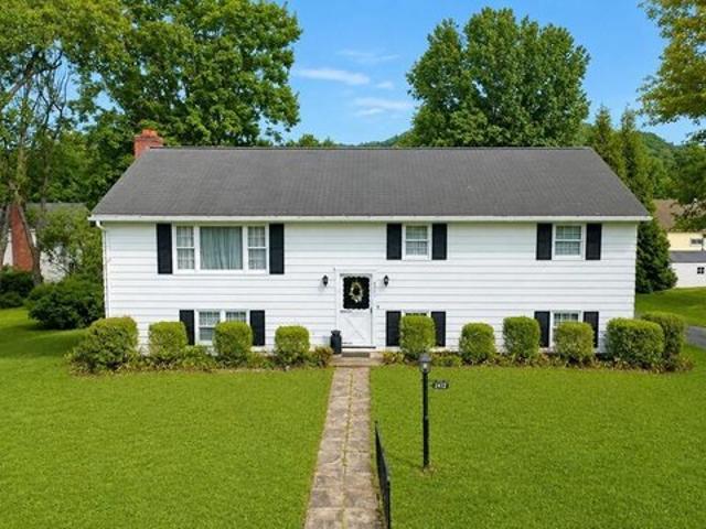 2311 Maclay Ave, Huntingdon, PA 16652