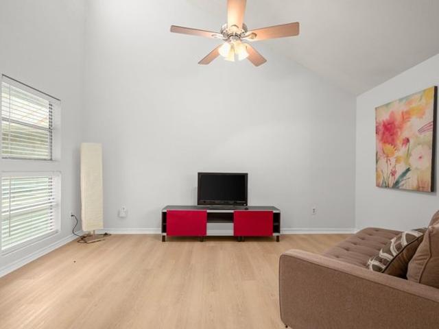2311 Nueces St Apt 303, Austin, TX 78705