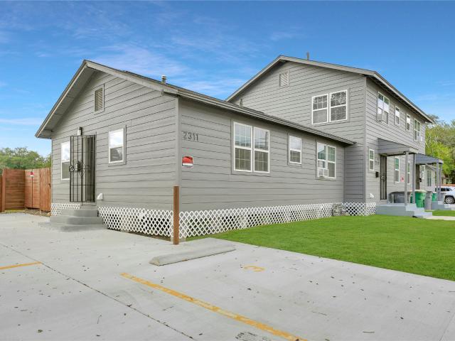 2311 N Louis St, Victoria, TX 77901 | MLS #37643 | Compass