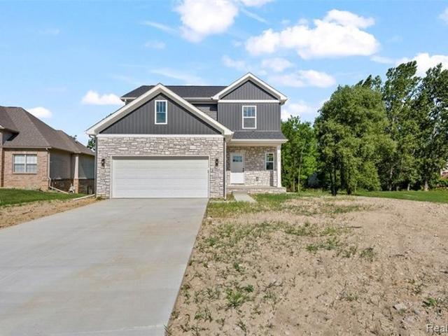 2311 Baltimore Ln, Davison, MI 48423