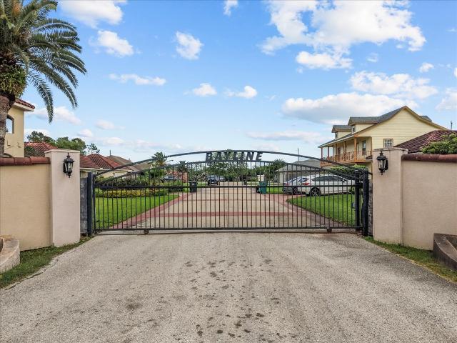 2311 Bayline Drive