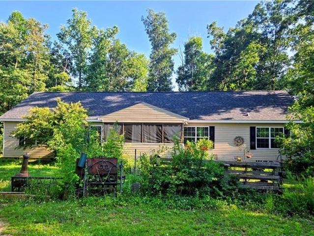2311 Chrisco Rd W, Seagrove, NC 27341