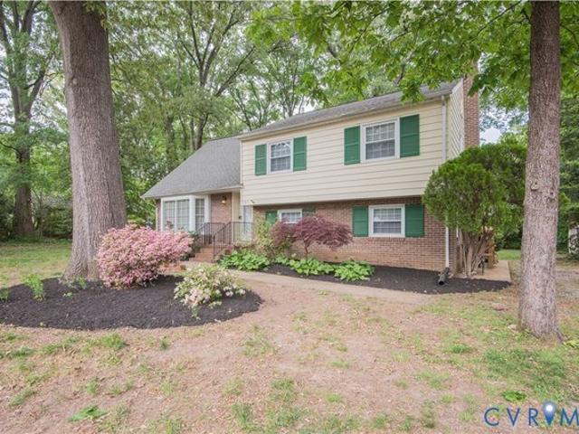 2311 Dolfield Dr, North Chesterfield, VA 23235