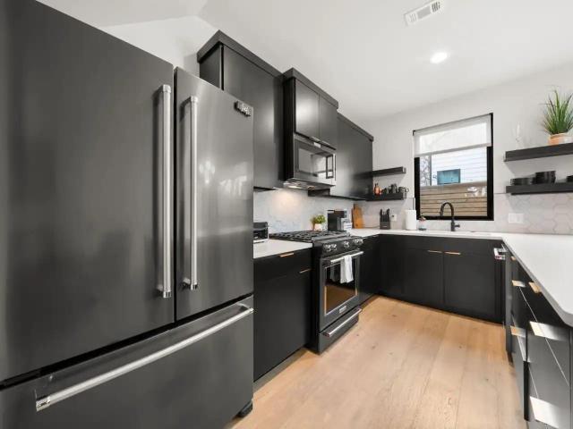 2311 E 8th St # 2