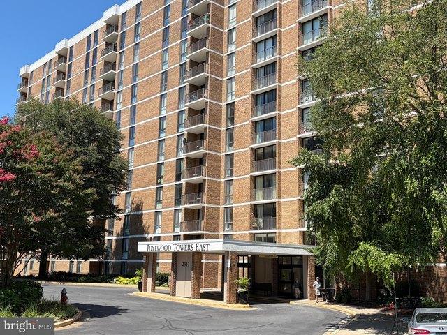 2311 Pimmit Dr Apt 706, Falls Church, VA 22043