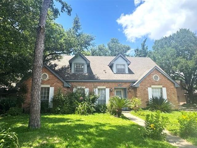 2311 Pomeran Dr, Houston, TX 77080