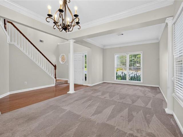 2311 Ravinia Court NE