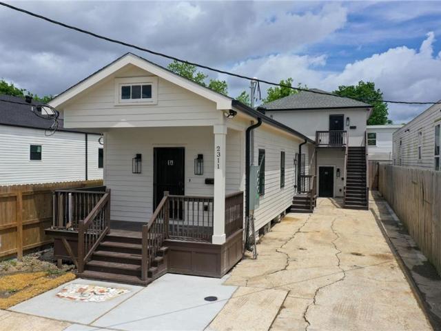2311 Saint Anthony Street # 1B