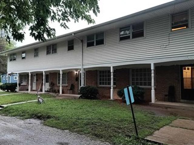 2311 23rd St, Rockford, IL 61108