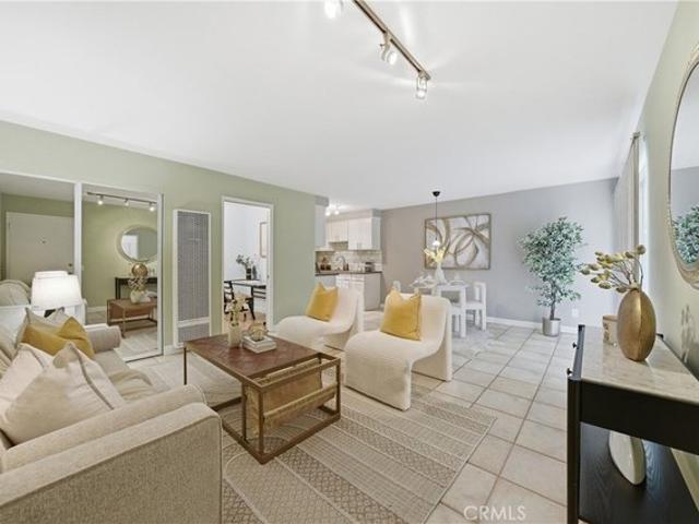 2311 4th St Apt 106, Santa Monica, CA 90405