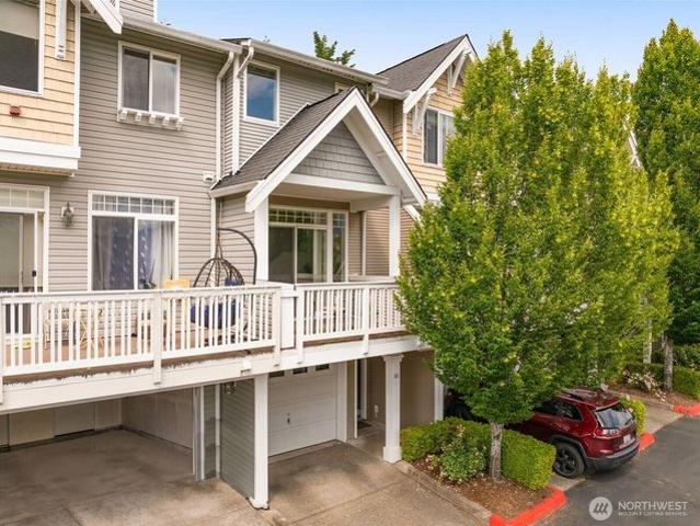 23120 SE Black Nugget Rd Unit P2, Issaquah, WA 98029