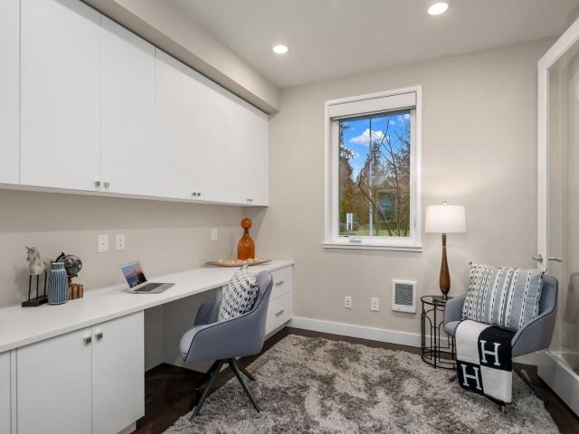 23121 NE 8th St #A4, Sammamish, US, WA