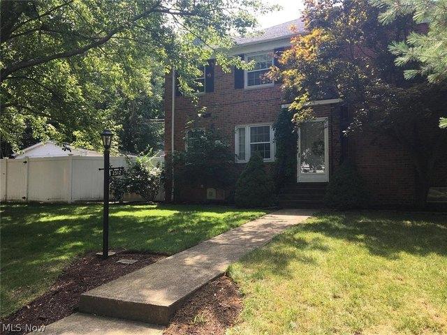 2312 Milton Rd, Cleveland, OH 44118
