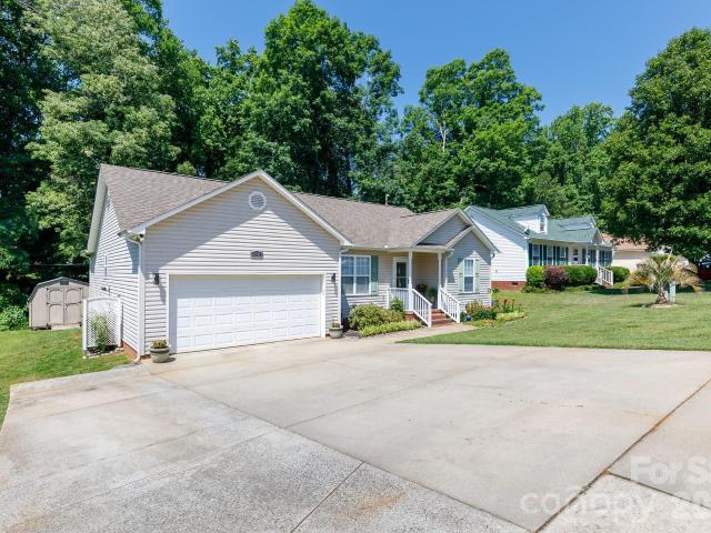 2312 Nuthatch Drive