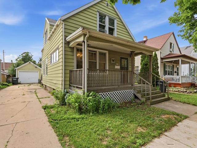 2312 N 11th St, Sheboygan, WI 53083