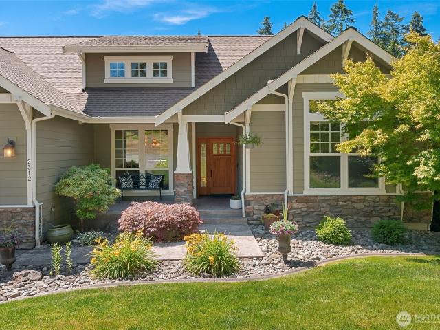 2312 NE Solar View Court