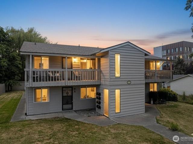 2312 Orleans St, Bellingham, WA 98229