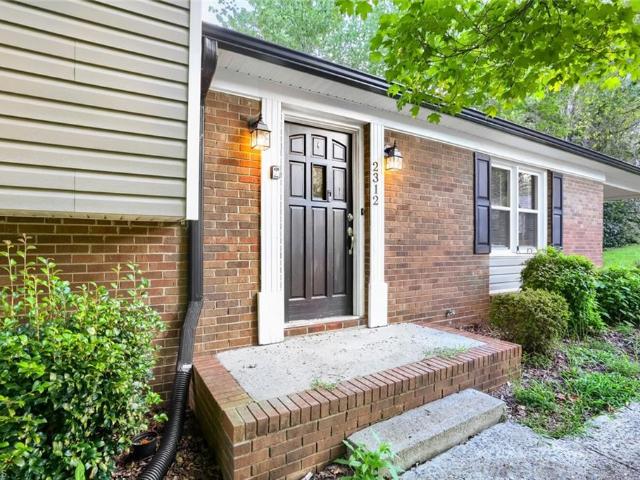 2312 Barnsley Court