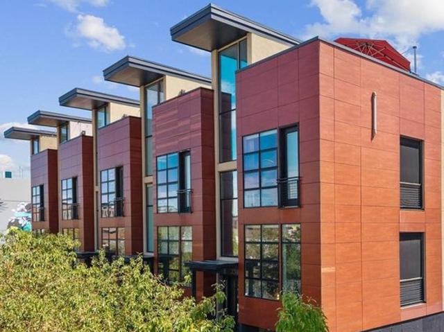 2312 Curtis St, Denver, CO 80205