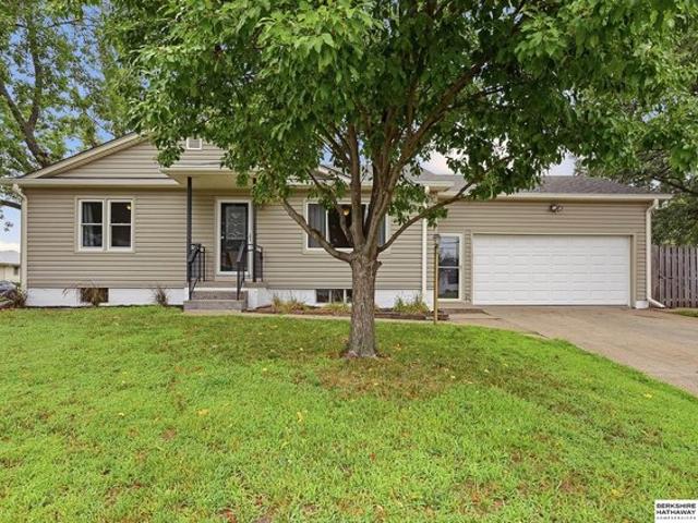 2312 E 9th St, Fremont, NE 68025