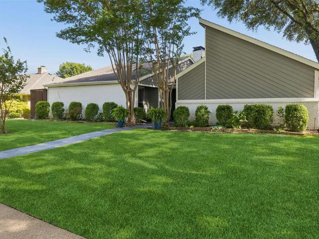 2312 La Vida Place