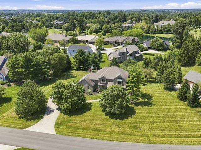 2312 Sycamore Hills Dr, Fort Wayne, IN 46814