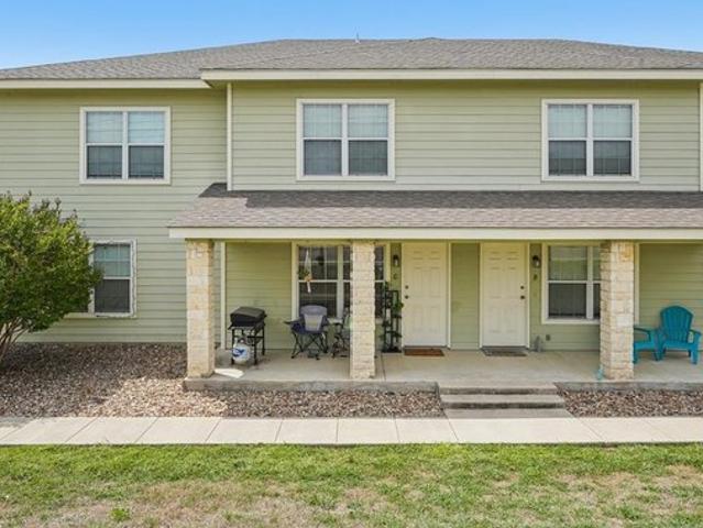 2312 Sailing Way Apt B, Kerrville, TX 78028