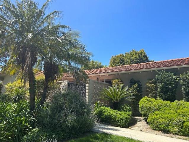 2312 Via Puerta #B, Laguna Woods, CA 92637