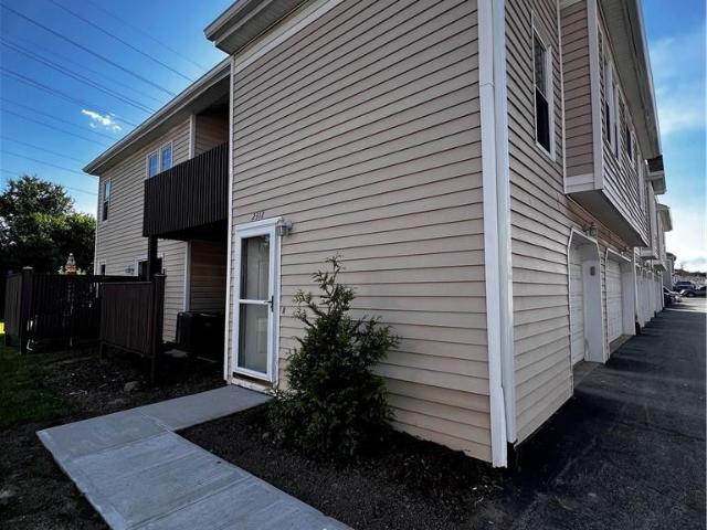 2312 Whispering Hills
