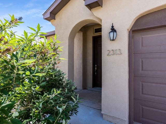 2313 Melon Ridge Loop NE