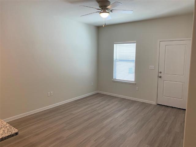 2313 N Hickory