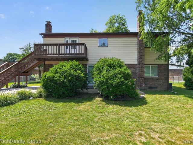 2313 Abbey Court