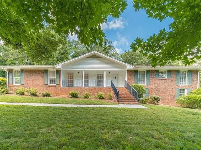2313 Cambridge St, Snellville, GA 30078