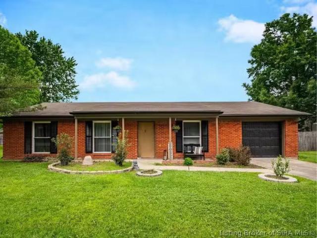2313 DUNBAR DR, JEFFERSONVILLE, IN 47130 Single Family Residen.