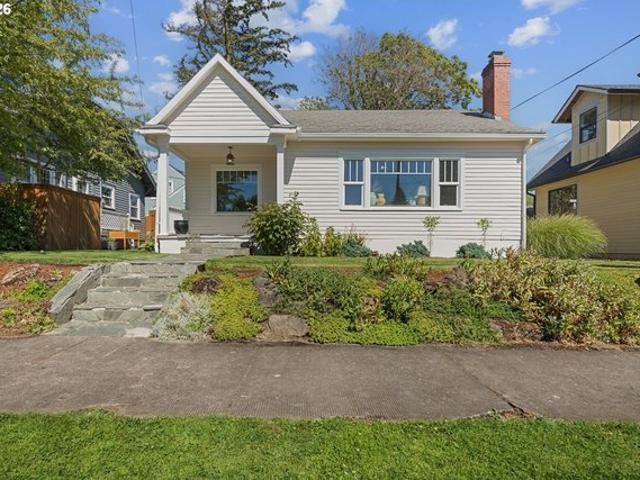 2313 Grant St, Vancouver, WA 98660