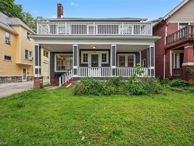 2313 Grandview Ave, Cleveland Heights, OH 44106