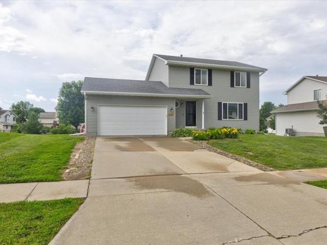 2313 Park Ave, Granger, IA 50109