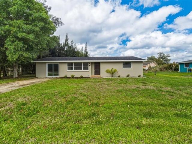 2313 Pinegrove Cir, Punta Gorda, FL 33982