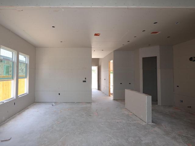 2313 Spokane Dr