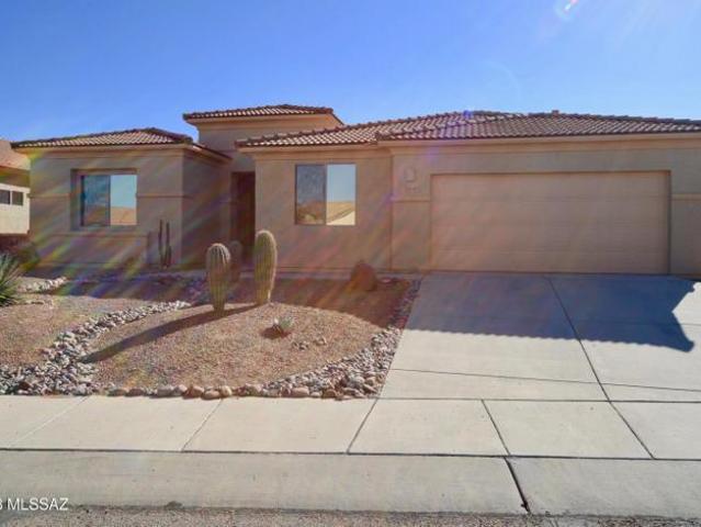 2313 W Calle Balaustre, Green Valley, AZ 85622