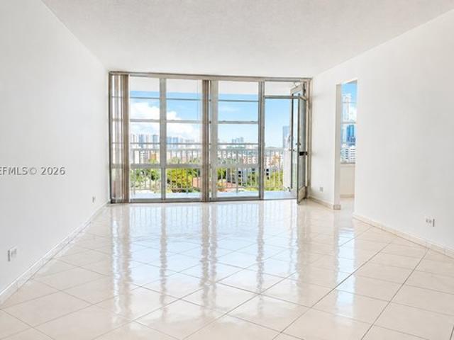 231 174th St Apt 1215, Sunny Isles Beach, FL 33160