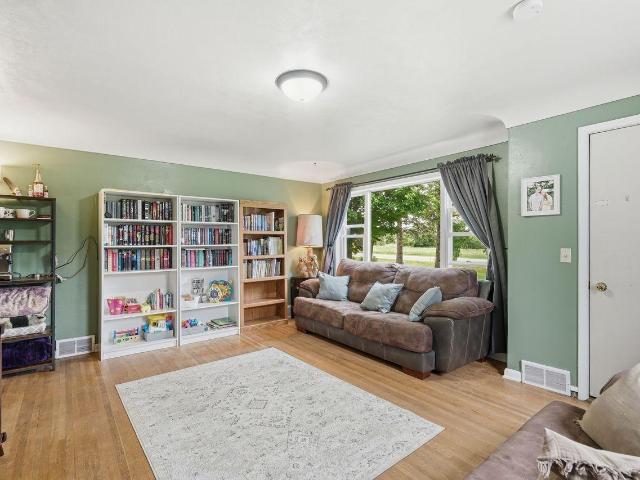 231 4th Street
