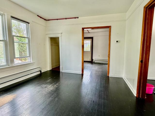 231 8th Street S