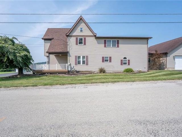 231 9th St, Saltsburg, PA 15681