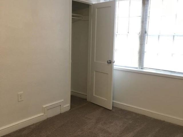 231 Chestnut St 2 Bedroom Apartment for Rent at 231 Chestnut St, Salem, VA 24153